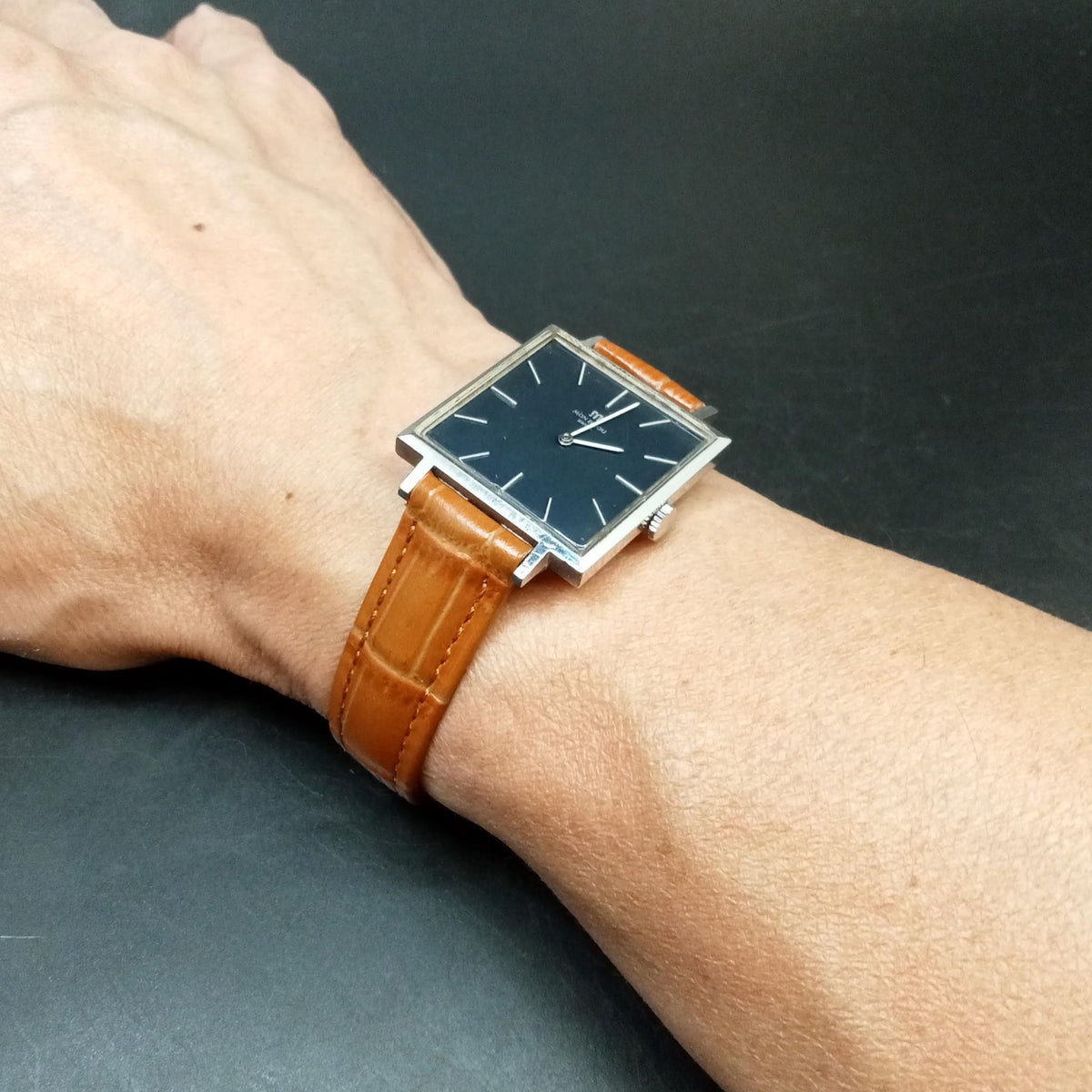 Collectible! Circa 1970s Mon Bijou Tank ETA-2512 17J Mechanical Watch ...